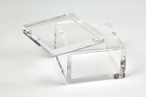 4″ x 4″ x 2.75 – Acrylic Clear Square Box Small – Tizo Designs
